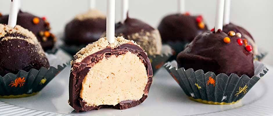 90-Calorie Pumpkin Cheesecake Pops Recipe - Daily Burn